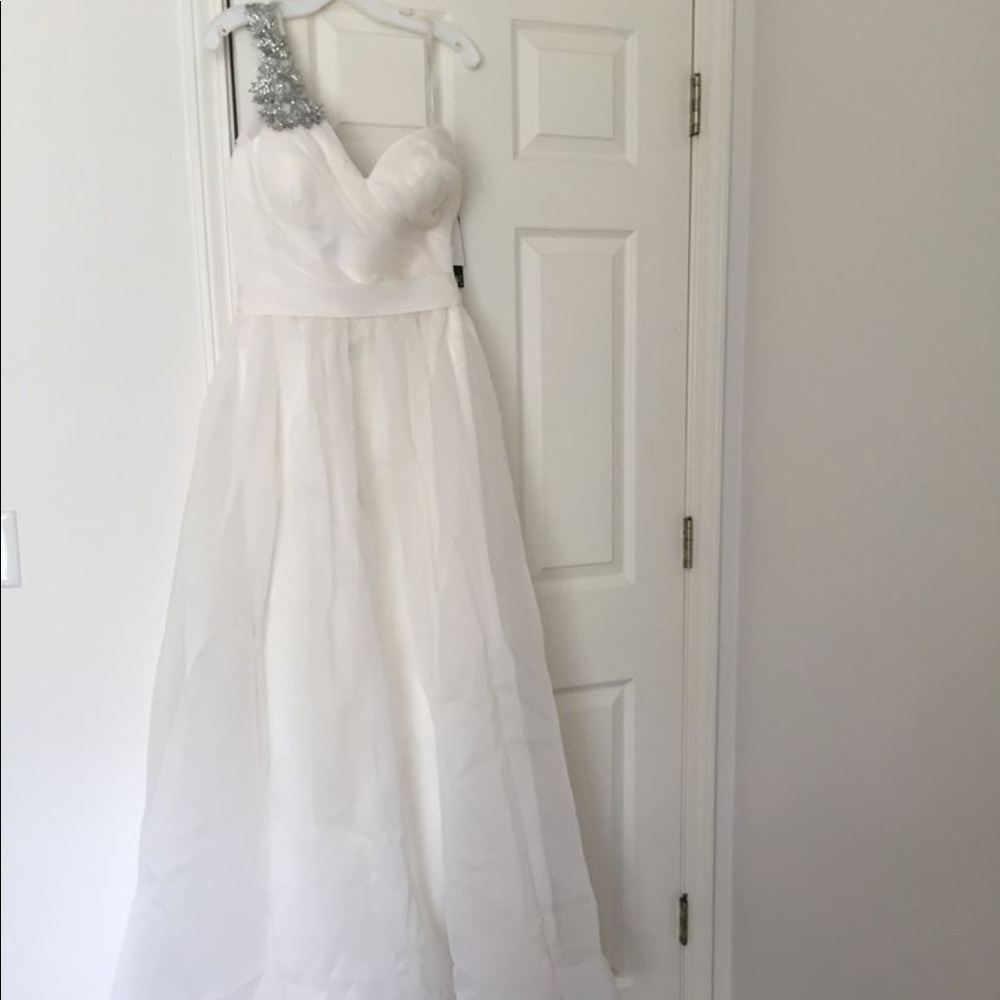 Vera Wang White Collection Wedding Dress - Gem